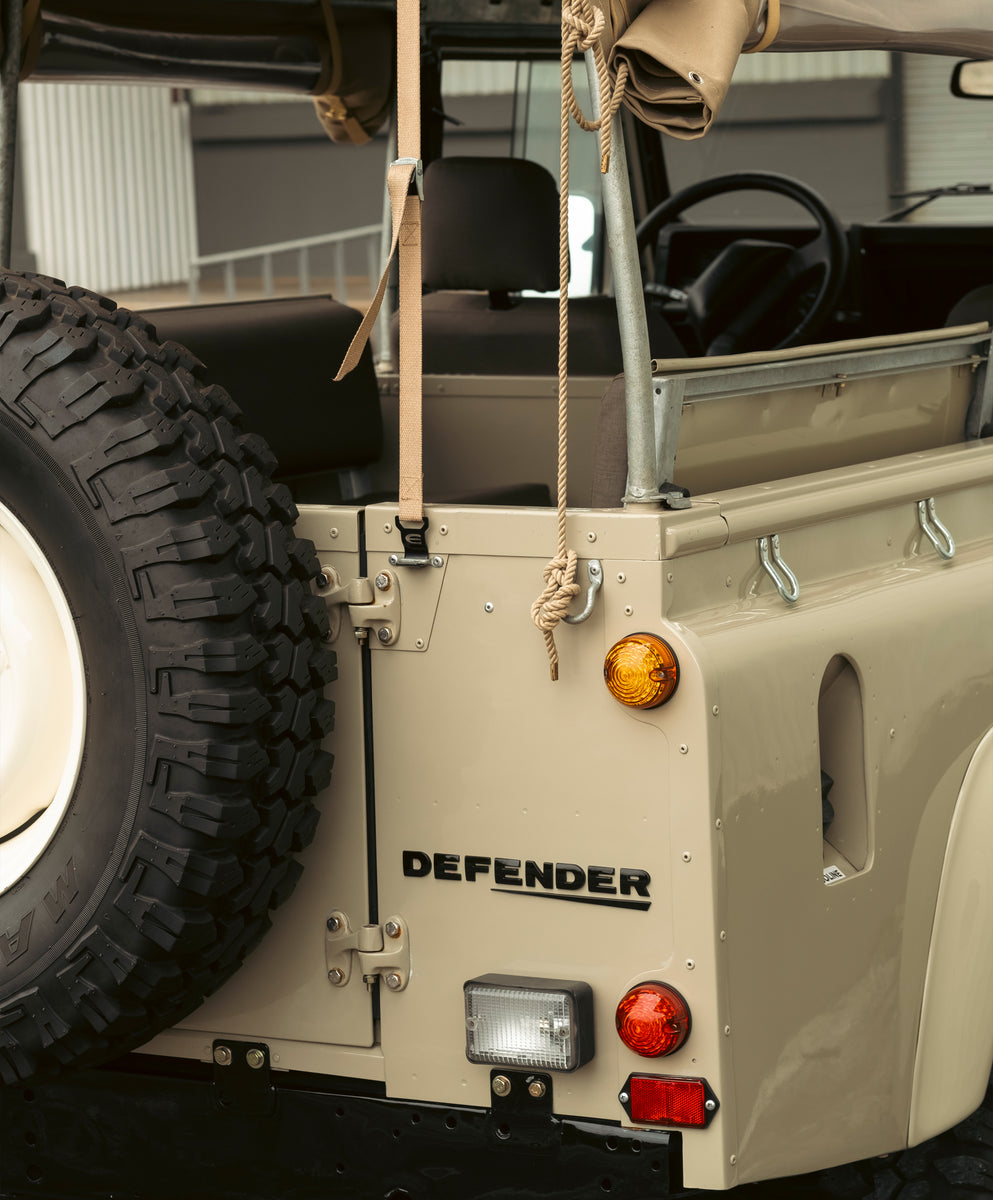 Beach Runner Defender 110 – OVERLAND PROJECTS